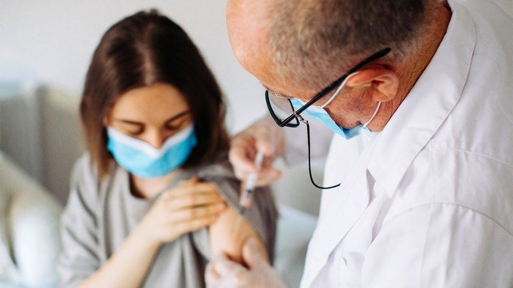 What Are the Side Effects of the Flu Vaccine? | Mira Health